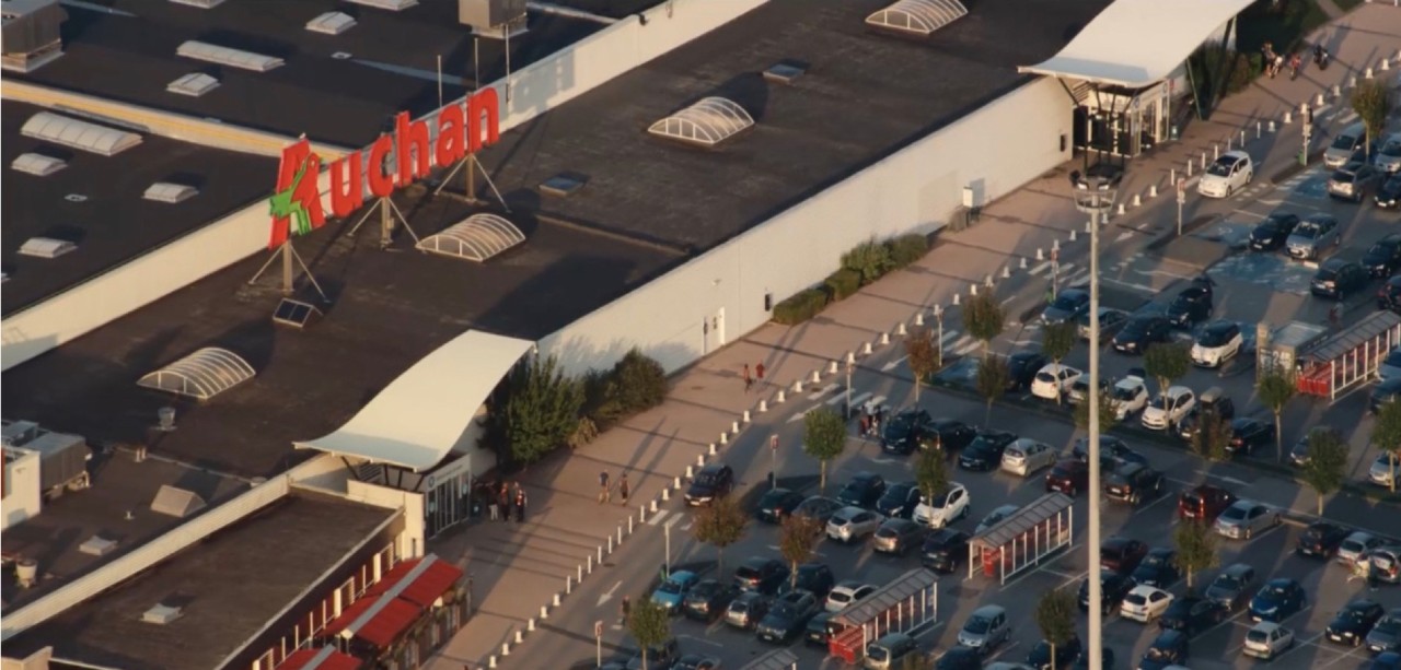 Auchan takes action to change the lives of French people and proclaims ...